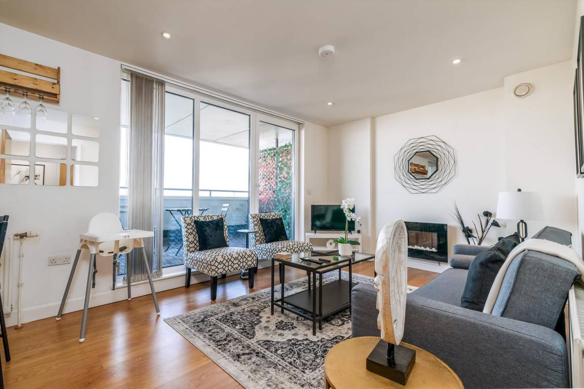 86 M² Apartment ∙ 3 Bedrooms ∙ 6 Guests - Greenwich