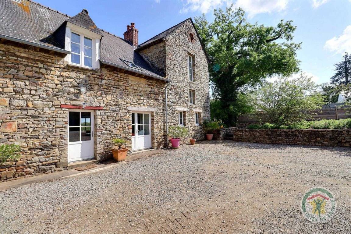 103 M² Gîte ∙ 4 Bedrooms ∙ 8 Guests - Janzé