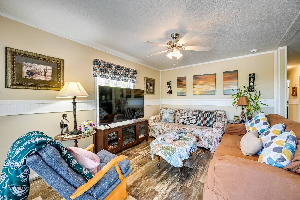102 M² House ∙ 3 Bedrooms ∙ 5 Guests - Hanging Rock State Park, Danbury