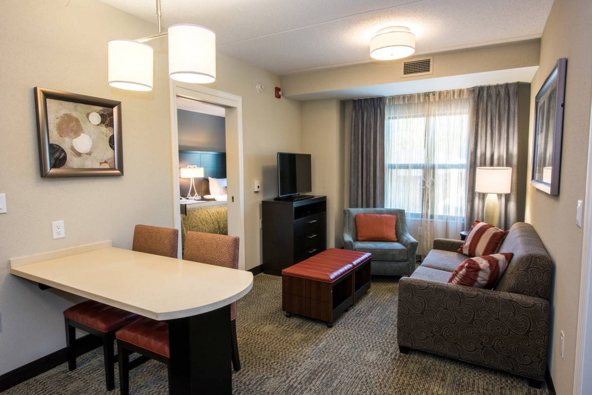 Condo ∙ 1 Bedroom ∙ 5 Guests - Albany, NY