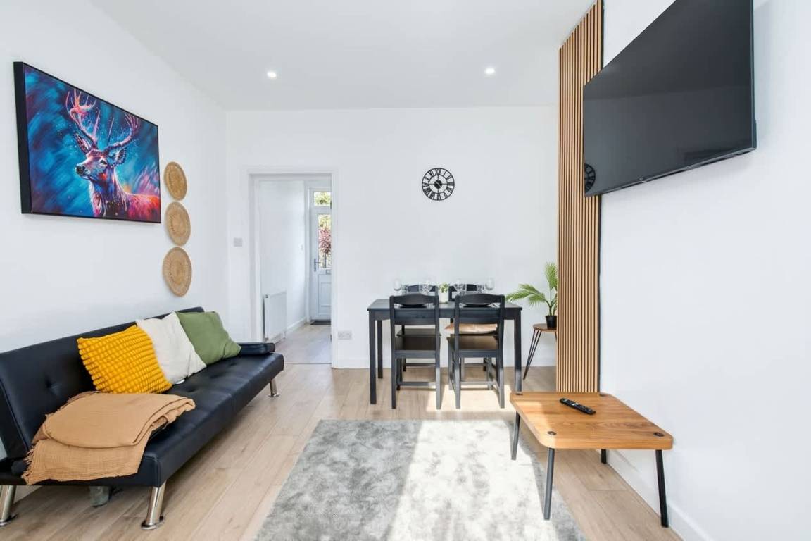 Apartment ∙ 4 Bedrooms ∙ 7 Guests - Newcastle upon Tyne