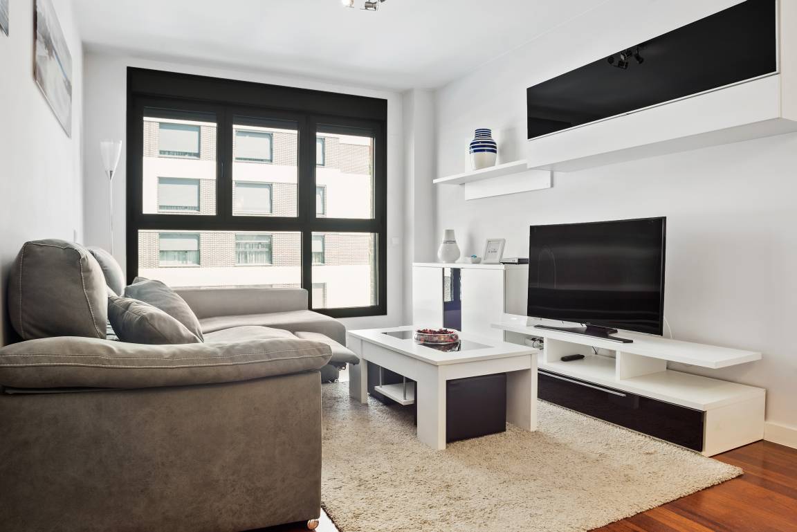 65 M² Apartamento ∙ 2 Habitaciones ∙ 6 Huéspedes - Municipality of Fuenlabrada