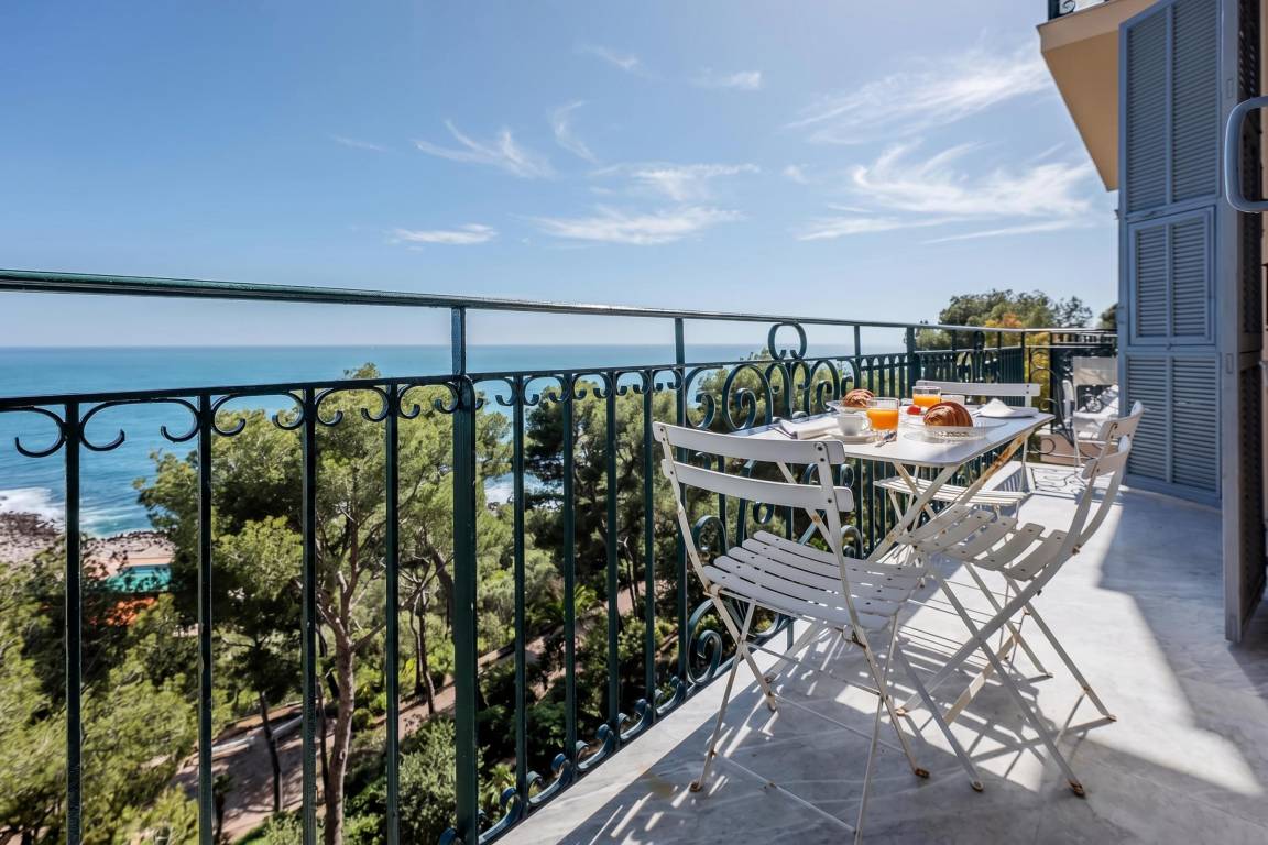 100 M² Appartement ∙ 2 Chambres ∙ 6 Personnes - Plage Rondelli (Menton)