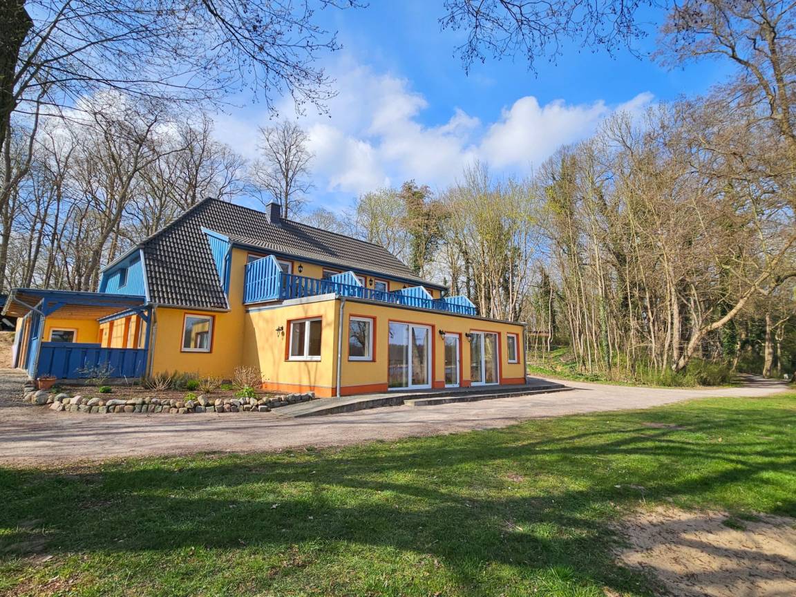 50 M² Ferienwohnung ∙ 1 Schlafzimmer ∙ 4 Gäste - Neukloster