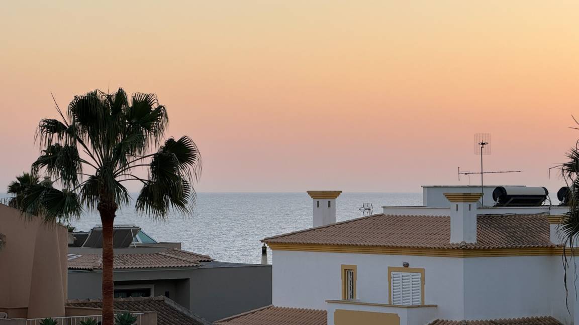 244 M² House ∙ 3 Bedrooms ∙ 7 Guests - Guia