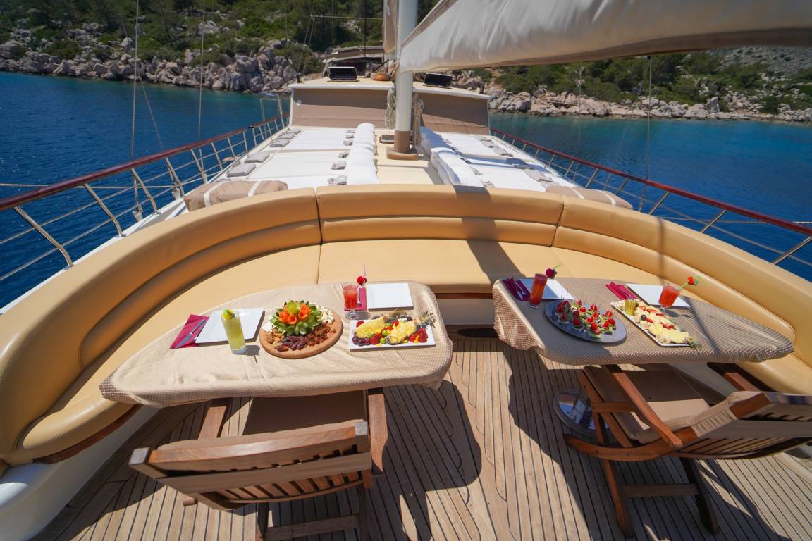 31 M² Péniche ∙ 6 Chambres ∙ 12 Personnes - Marmaris