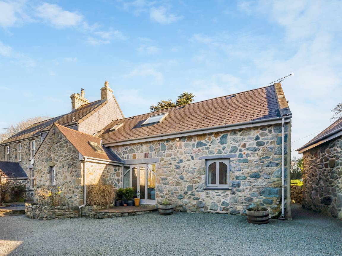 Cottage ∙ 2 Bedrooms ∙ 4 Guests - Anglesey