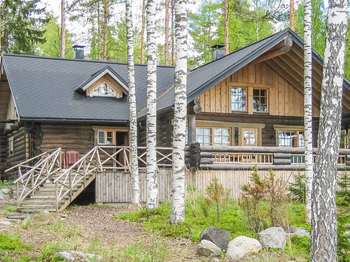 160 M² Talo ∙ 3 Makuuhuonetta ∙ 10 Vierasta - Ristiina