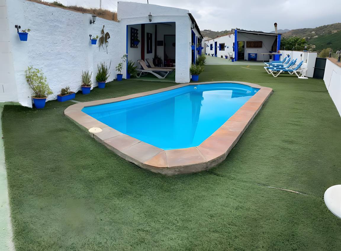 300 M² Casa ∙ 7 Habitaciones ∙ 15 Huéspedes - Alhaurín el Grande