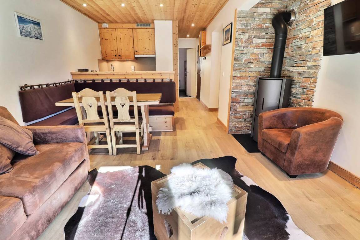 45 M² Huoneisto ∙ 2 Makuuhuonetta ∙ 6 Vierasta - Courchevel