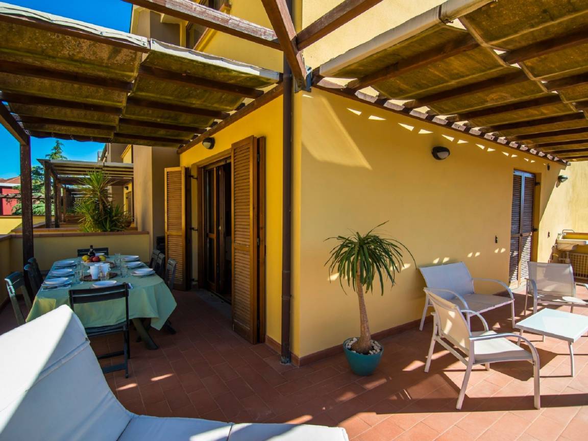 130 M² Apartment ∙ 3 Bedrooms ∙ 4 Guests - Grosseto