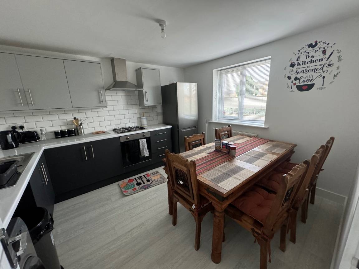 110 M² House ∙ 3 Bedrooms ∙ 6 Guests - Burnley
