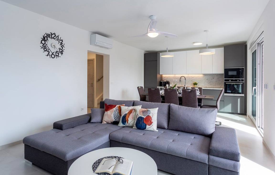 200 M² Apartment ∙ 4 Bedrooms ∙ 10 Guests - Croatia