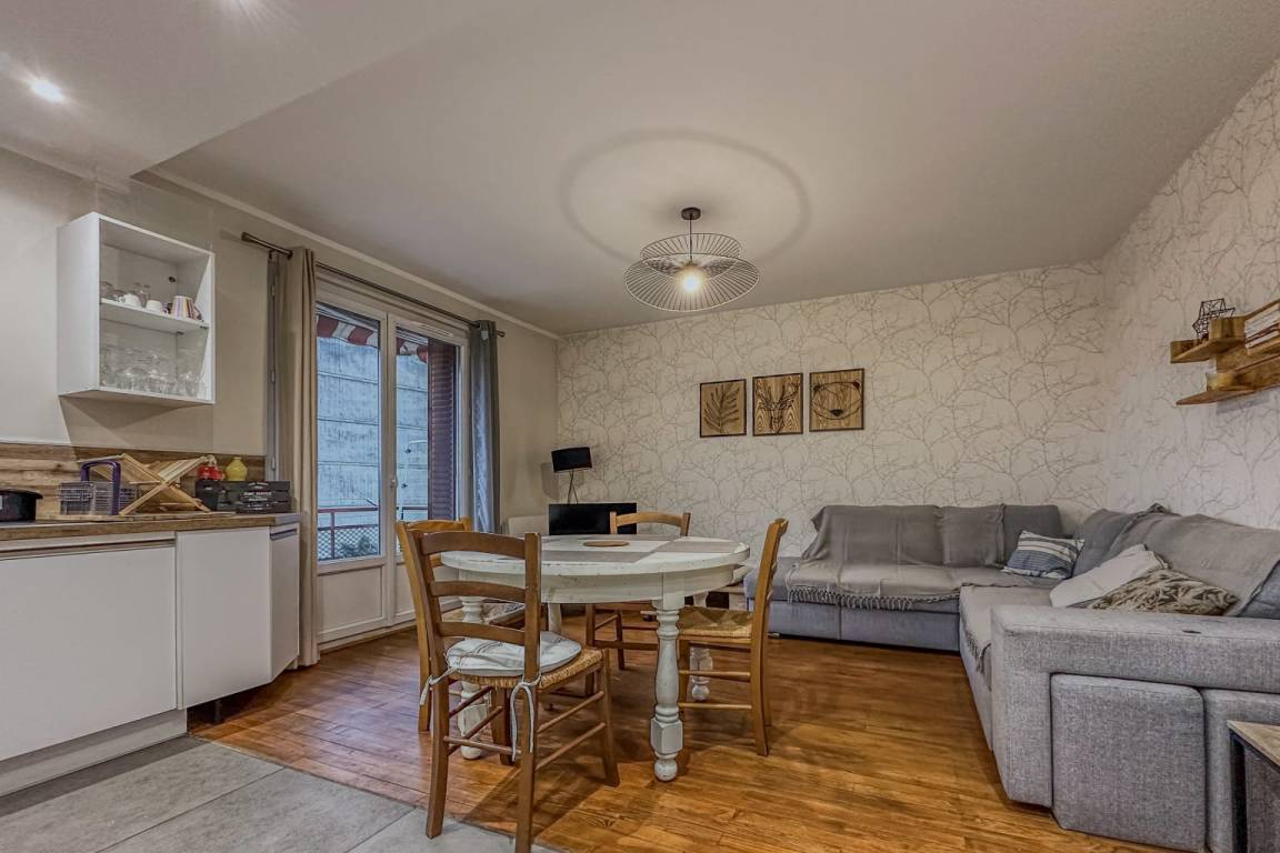 68 M² Appartement ∙ 3 Chambres ∙ 6 Personnes - Échirolles
