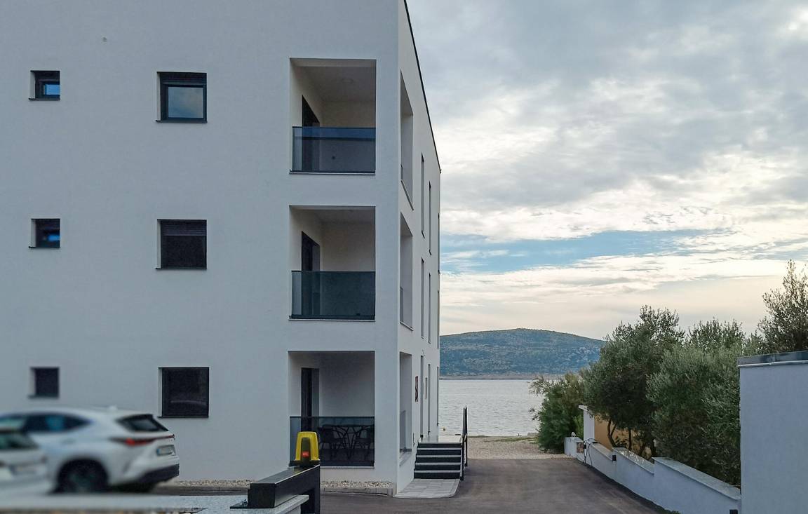 60 M² Apartment ∙ 2 Bedrooms ∙ 6 Guests - Starigrad