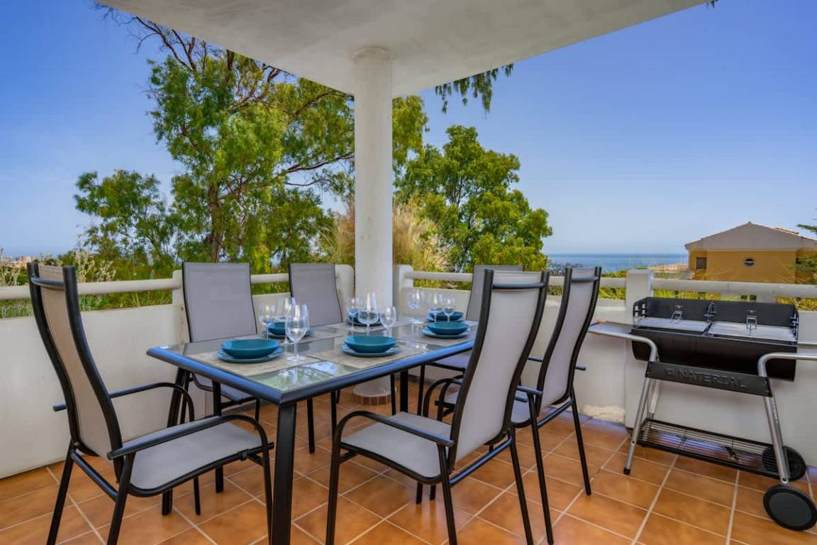 123 M² Appartement ∙ 2 Chambres ∙ 6 Personnes - Marbella