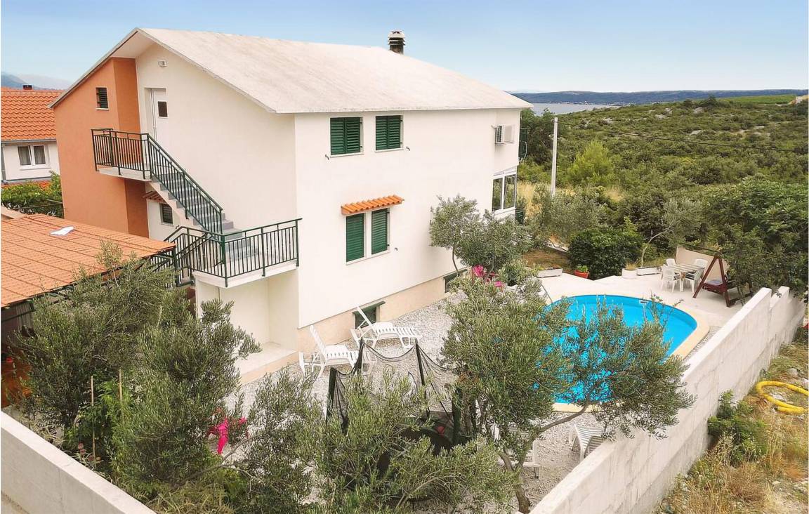 127 M² 一軒家 ∙ 寝室: 7 ∙ ゲスト12 人 - スプリト