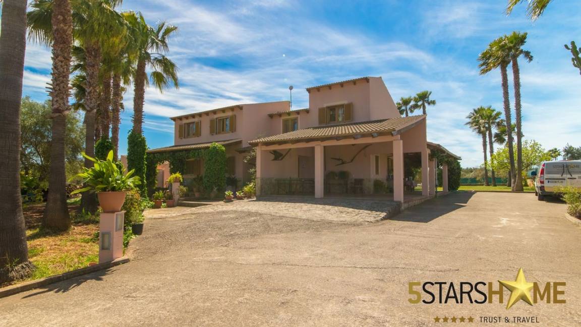 310 M² House ∙ 4 Bedrooms ∙ 8 Guests - Majorca