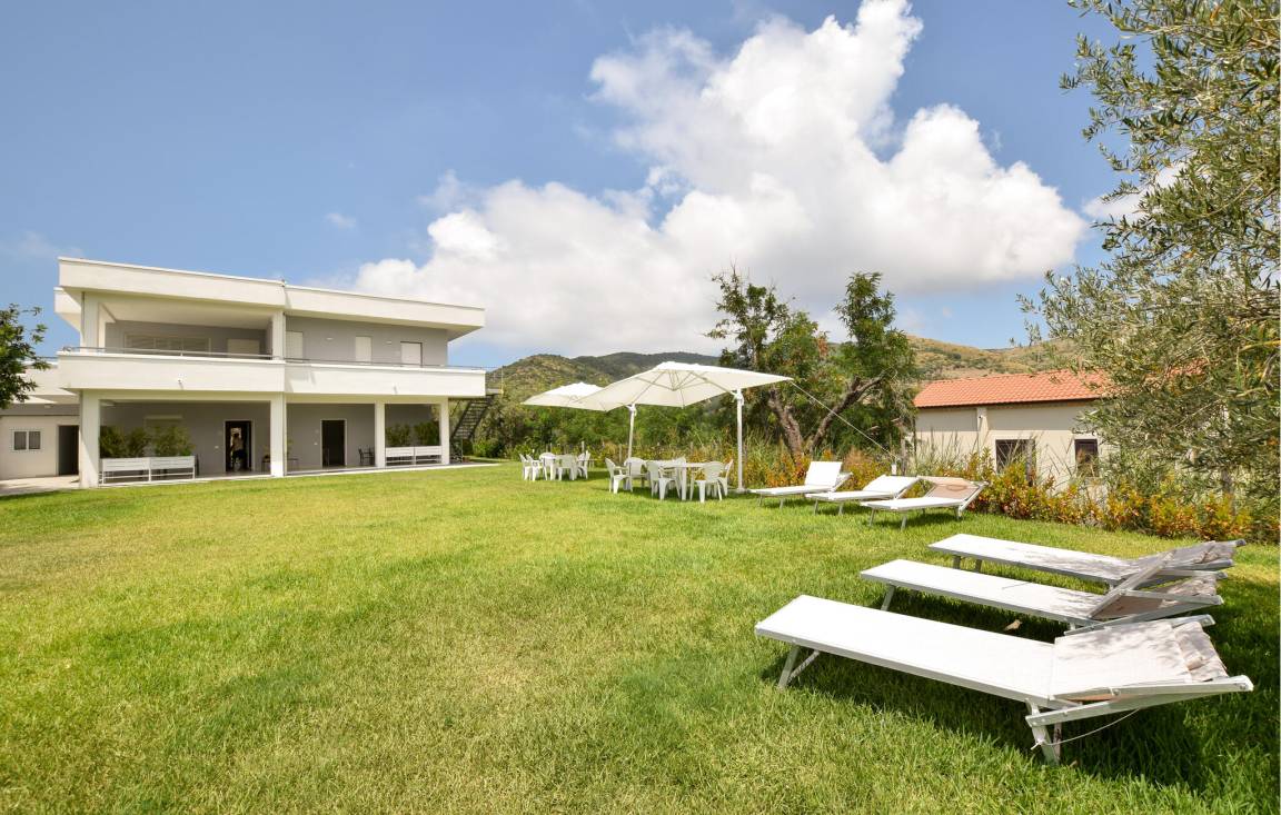 60 M² Apartment ∙ 2 Bedrooms ∙ 4 Guests - Castellabate