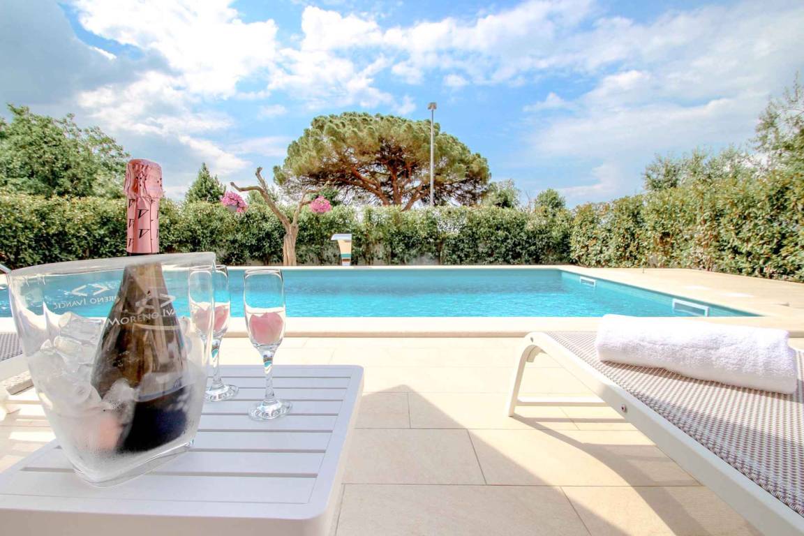 60 M² Apartment ∙ 2 Bedrooms ∙ 4 Guests - Novigrad