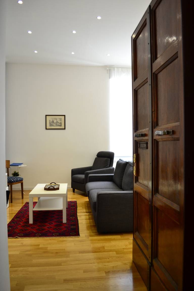 80 M² Apartment ∙ 2 Bedrooms ∙ 6 Guests - Róma