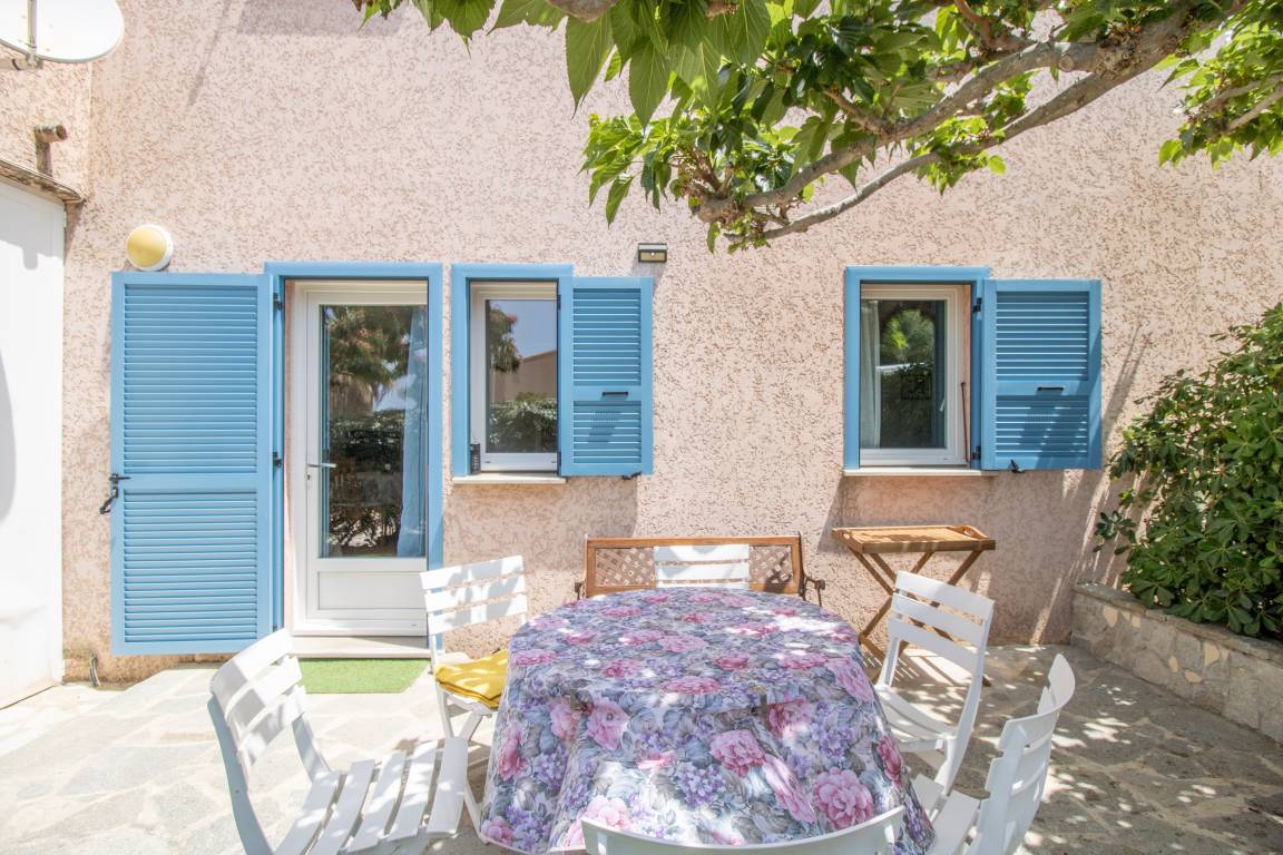 70 M² Appartement ∙ 3 Chambres ∙ 8 Personnes - Algajola
