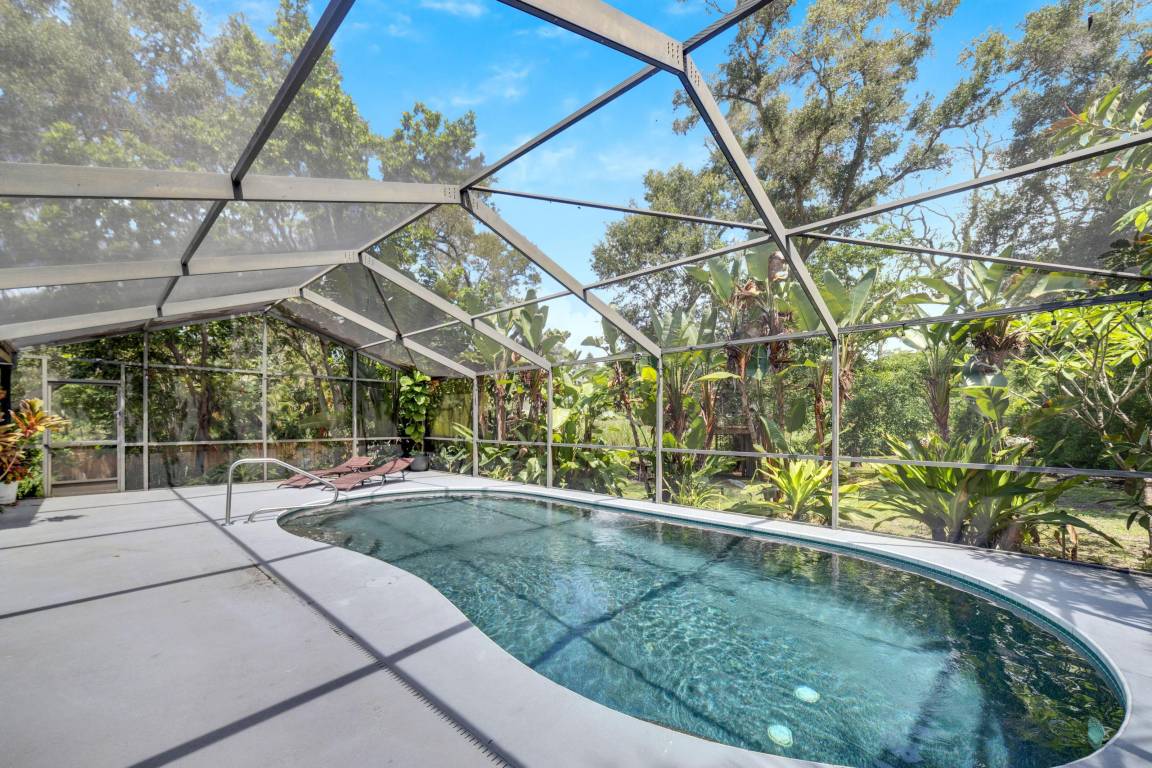 182 M² House ∙ 3 Bedrooms ∙ 10 Guests - Palm Harbor, FL