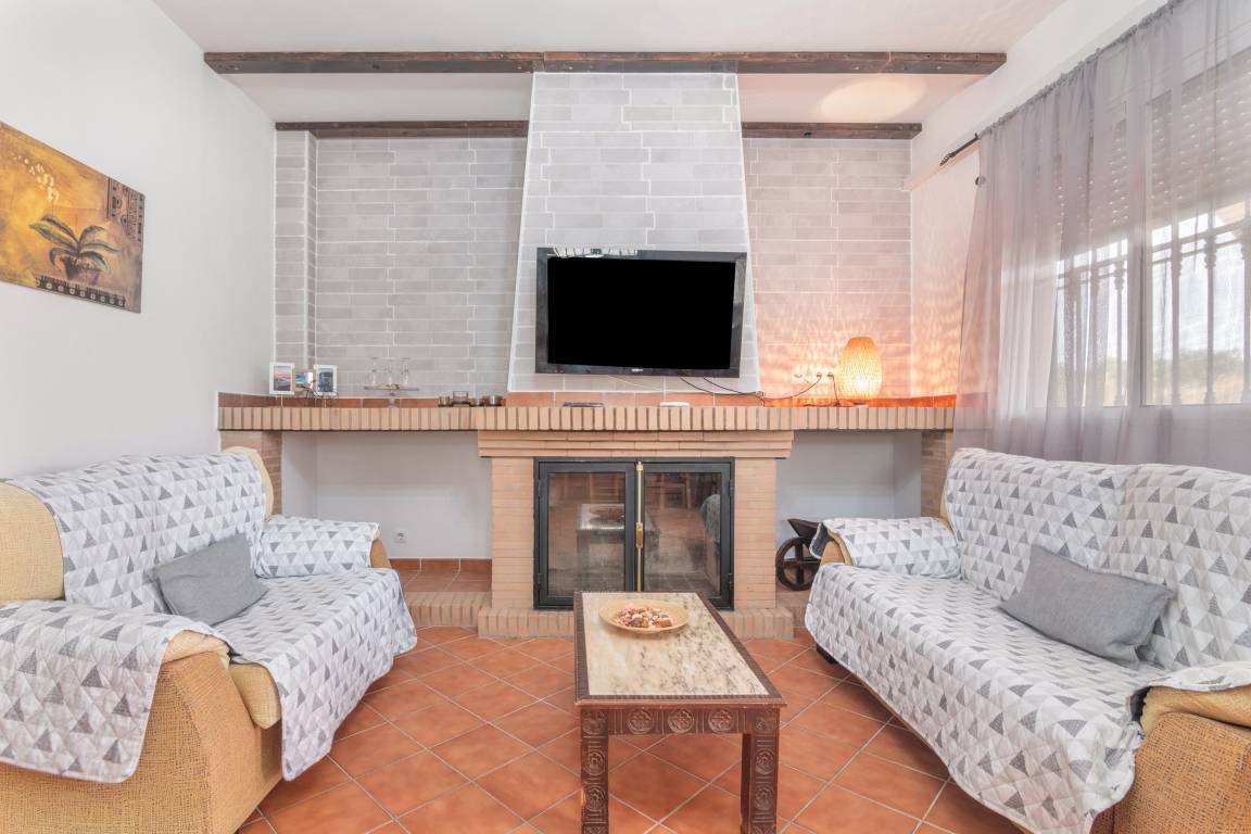 150 M² Casa ∙ 2 Habitaciones ∙ 4 Huéspedes - Moguer