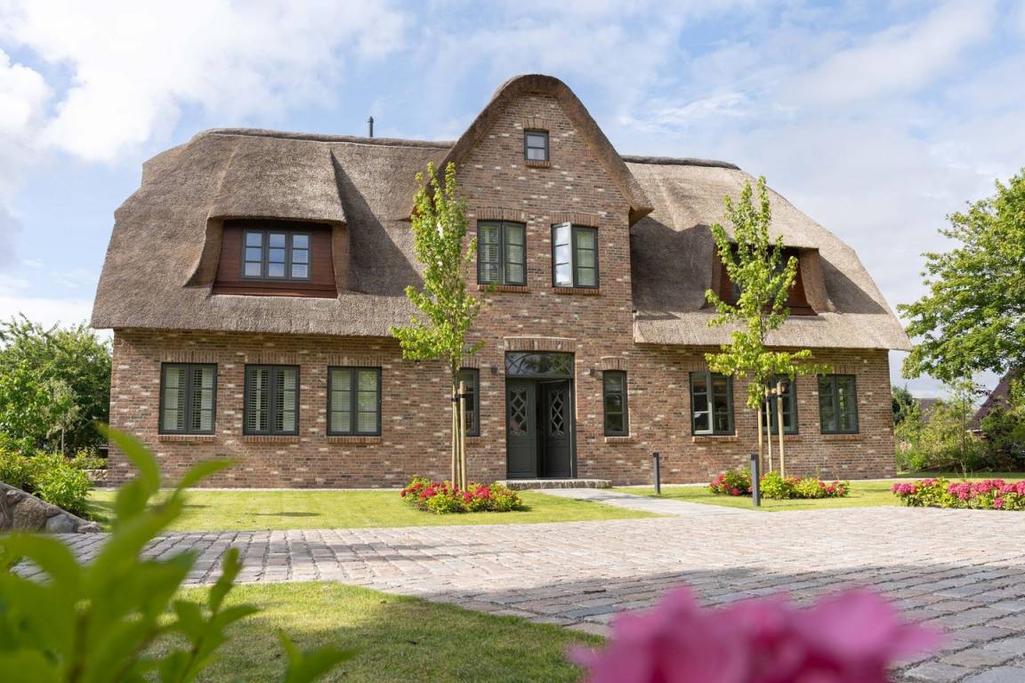 225 M² Ferienhaus ∙ 4 Schlafzimmer ∙ 8 Gäste - Norddorf