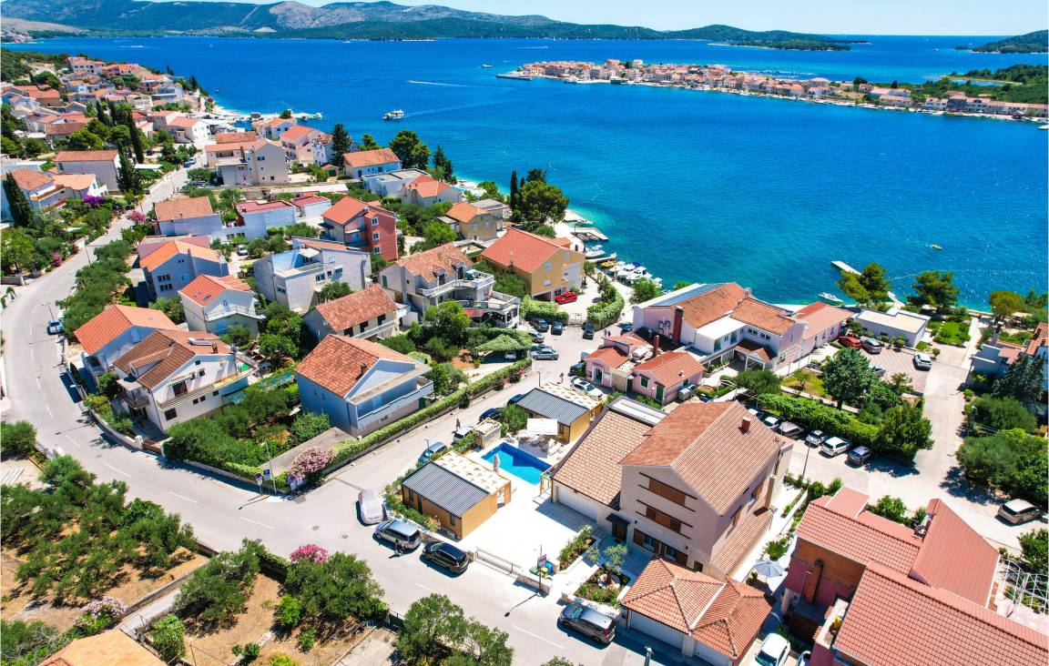 34 M² Ferienhaus ∙ 2 Schlafzimmer ∙ 4 Gäste - Šibenik