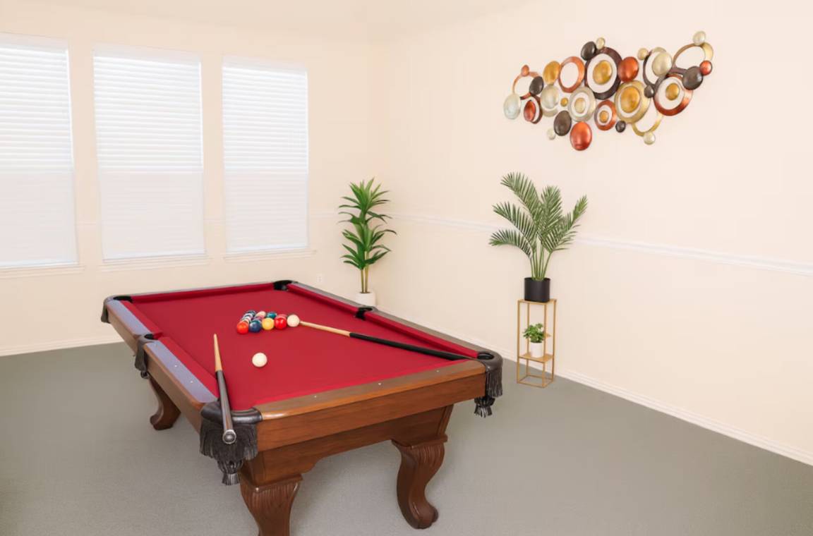 358 M² House ∙ 5 Bedrooms ∙ 10 Guests - Richardson, TX