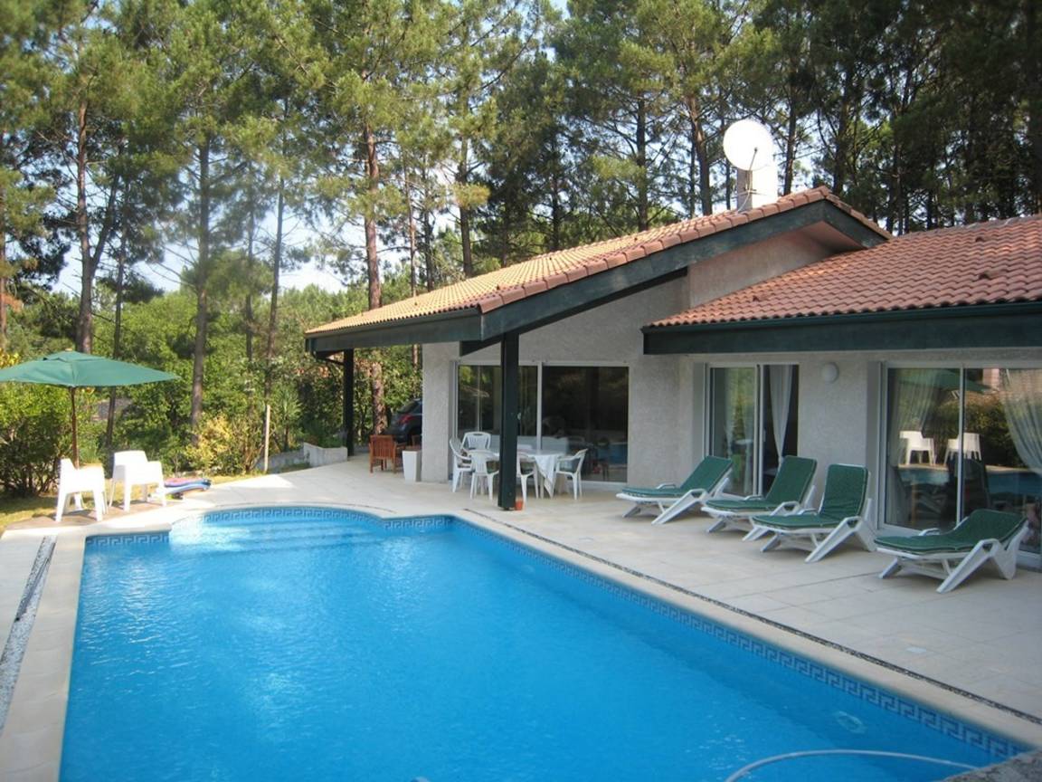 145 M² Villa ∙ 4 Slaapkamers ∙ 9 Gasten - Biscarrosse