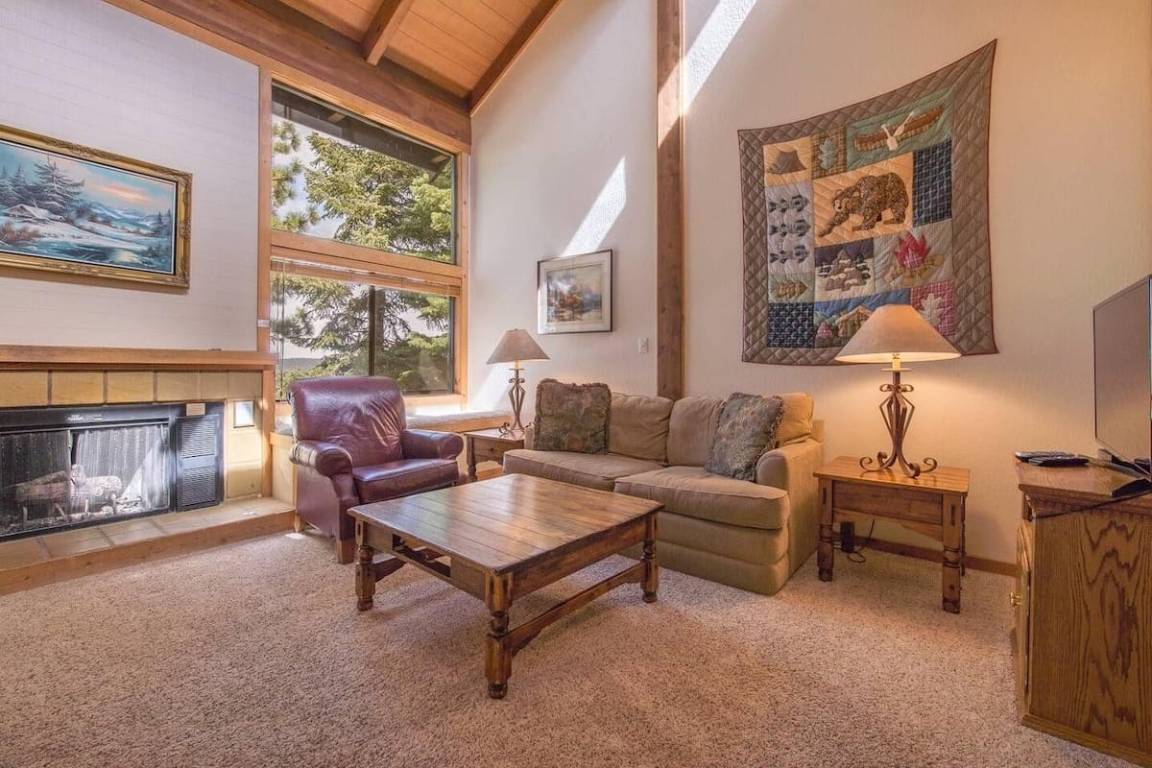 92 M² House ∙ 2 Bedrooms ∙ 4 Guests - Lake Tahoe
