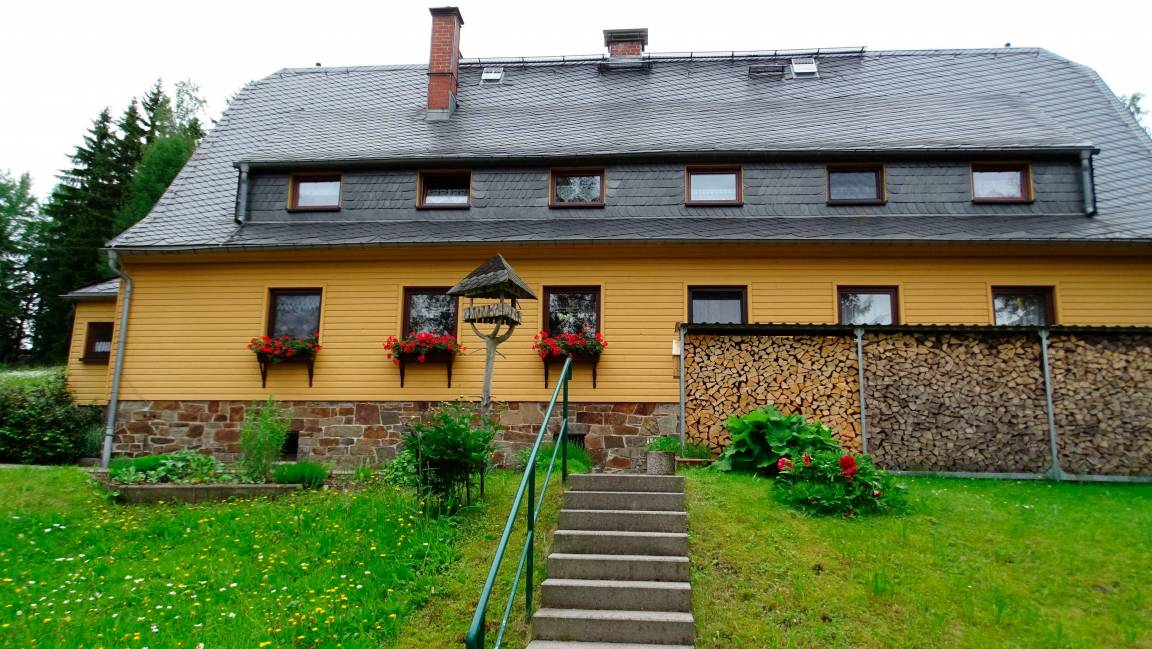 38 M² Ferienwohnung ∙ 1 Schlafzimmer ∙ 3 Gäste - Auerbach/Vogtland