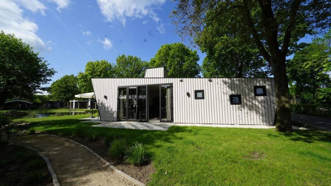 50 M² House ∙ 3 Bedrooms ∙ 6 Guests - Tilburg