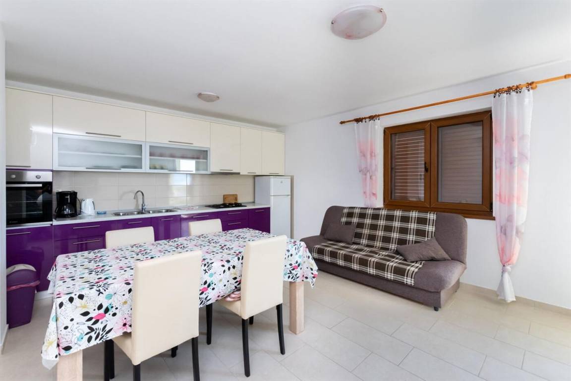 83 M² Apartamento ∙ 2 Quartos ∙ 4 Hóspedes - Lopar