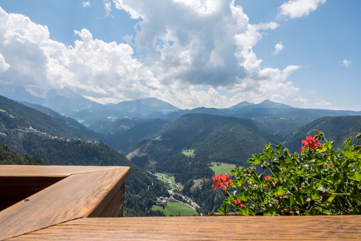 60 M² Ferienwohnung ∙ 2 Schlafzimmer ∙ 4 Gäste - Deutschnofen