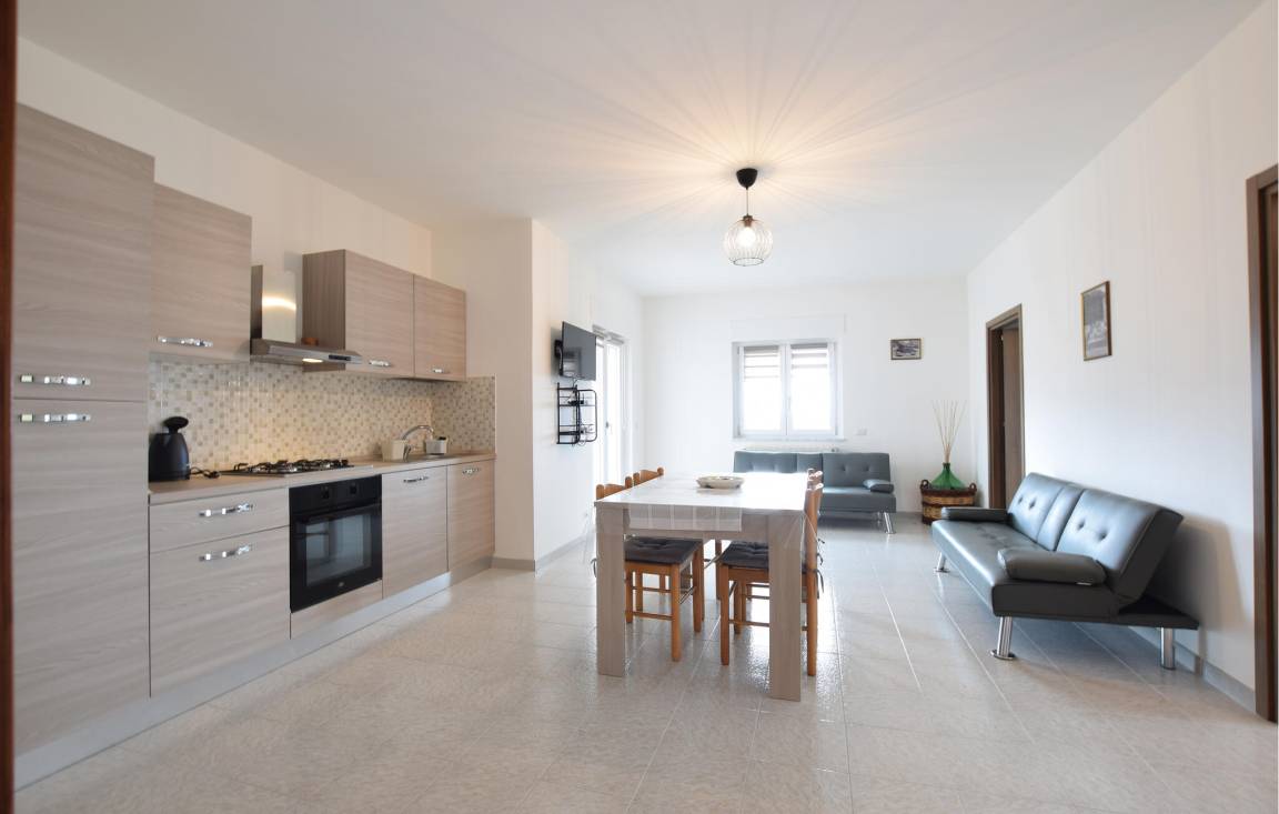 65 M² Appartamento Vacanza ∙ 3 Camere Da Letto ∙ 4 Ospiti - San Giovanni A Piro