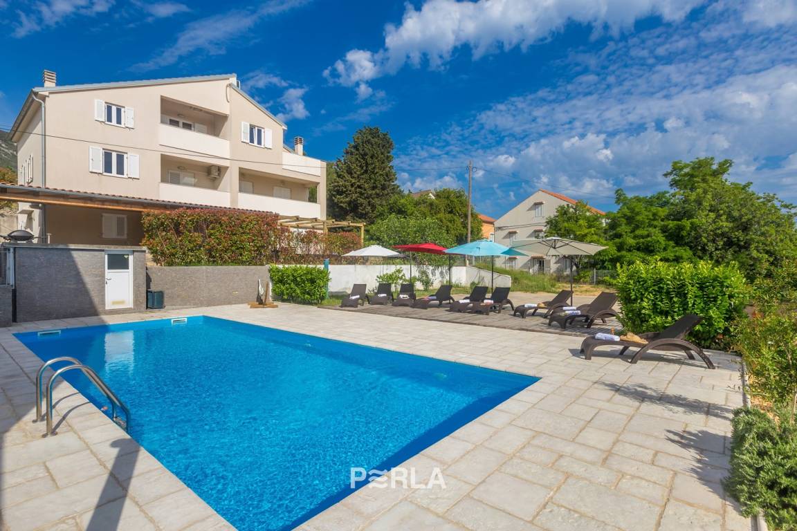 66 M² Ferienwohnung ∙ 1 Schlafzimmer ∙ 4 Gäste - Nerezine