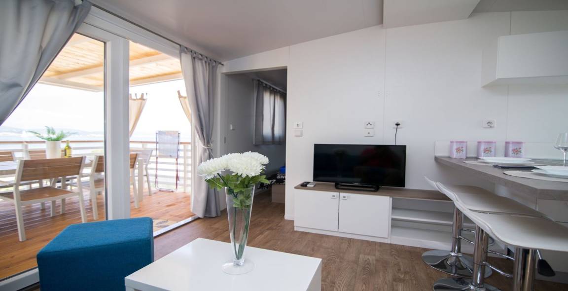 Ferienhaus ∙ 2 Schlafzimmer ∙ 6 Gäste - Sveti Filip i Jakov