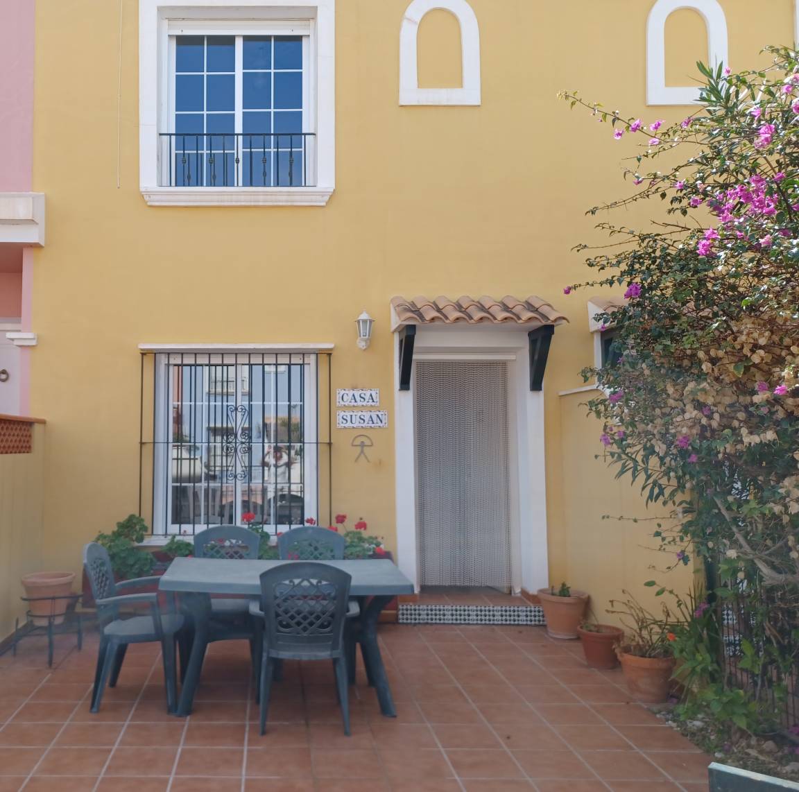 90 M² Casa ∙ 3 Habitaciones ∙ 6 Huéspedes - Pulpí