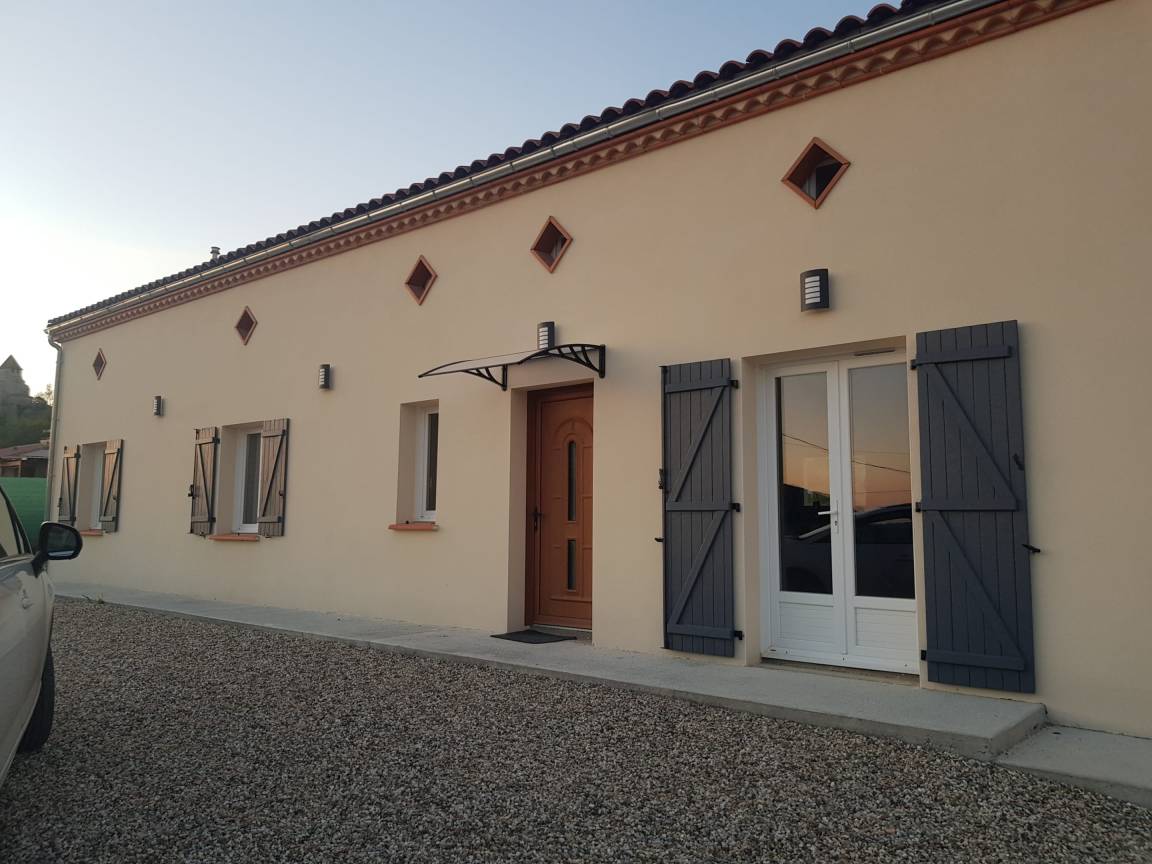 130 M² Apartamento ∙ 3 Habitaciones ∙ 6 Huéspedes - Nérac