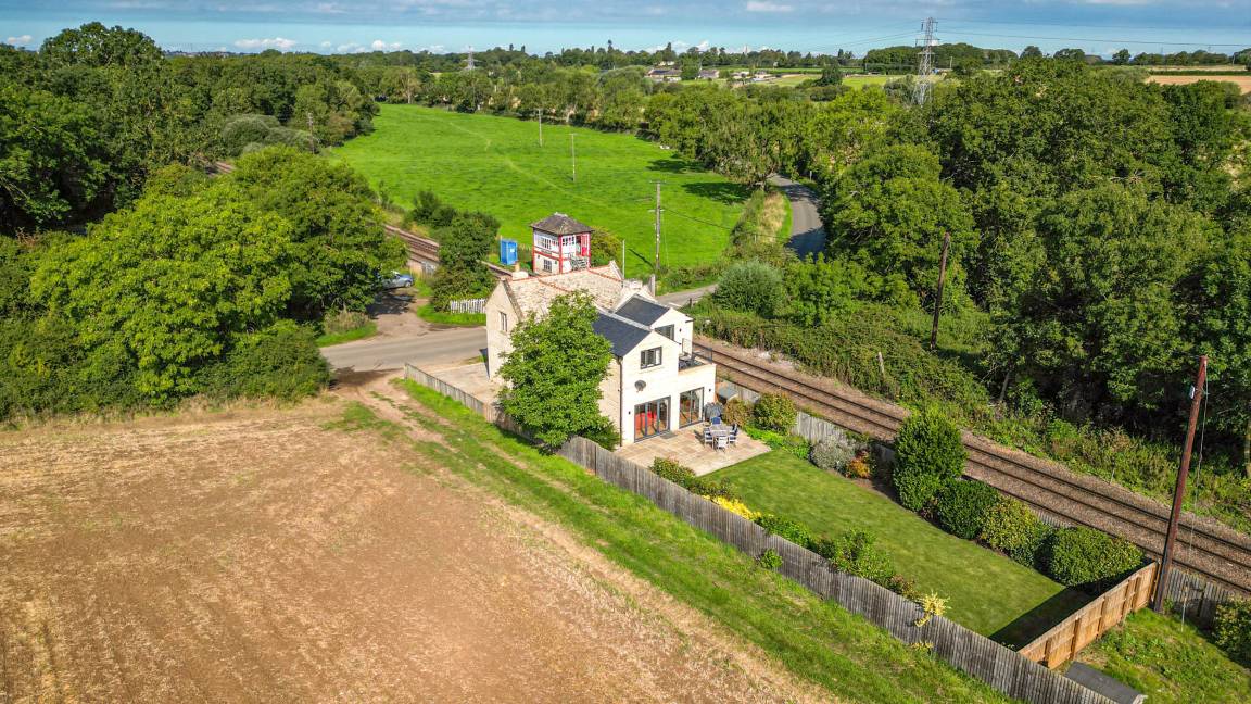 Cottage ∙ 4 Chambres ∙ 8 Personnes - Peterborough, Royaume-Uni