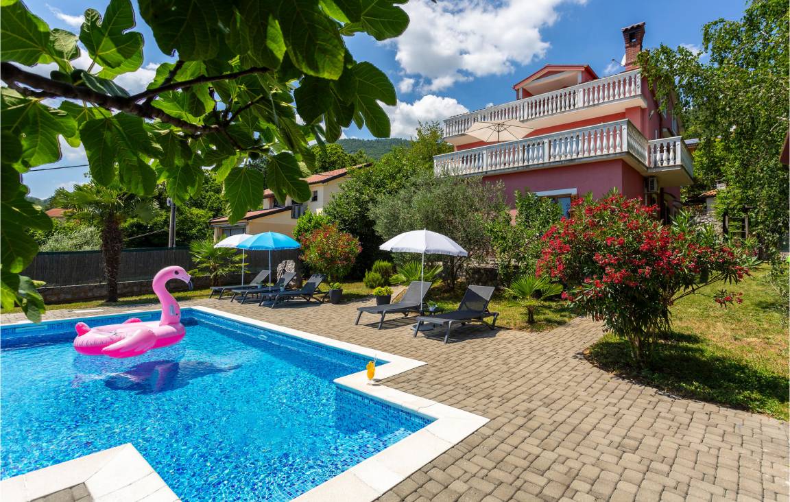 134 M² Hus ∙ 3 Sovrum ∙ 8 Gäster - Rijeka