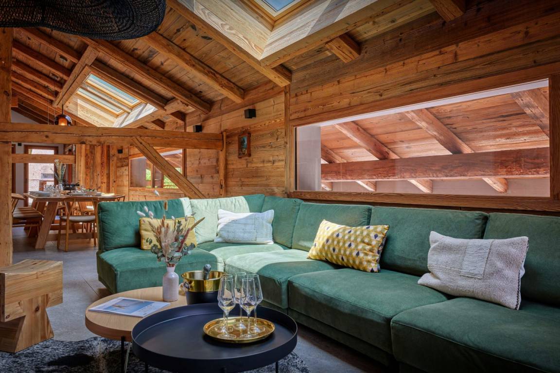 330 M² Chalet ∙ 5 Bedrooms ∙ 14 Guests - Abondance