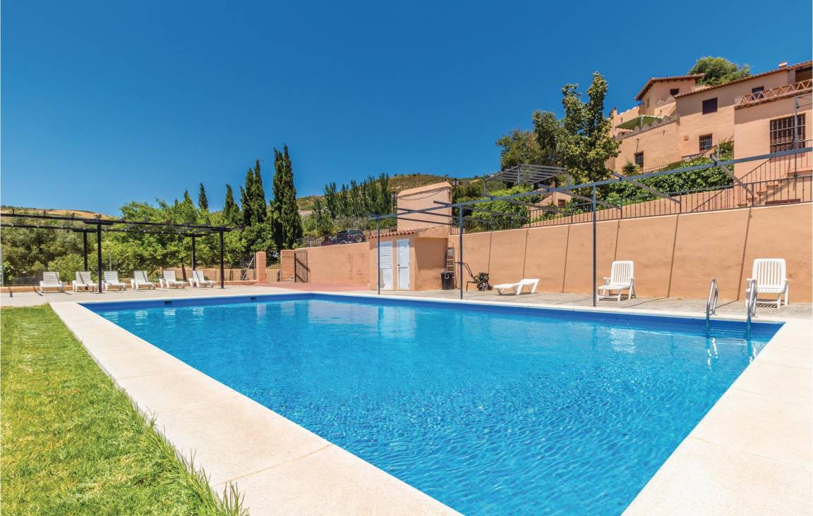 280 M² House ∙ 8 Bedrooms ∙ 17 Guests - Alcaucín