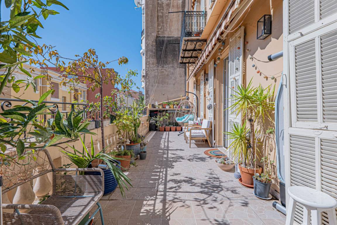 80 M² Appartement ∙ 3 Chambres ∙ 6 Personnes - Beausoleil