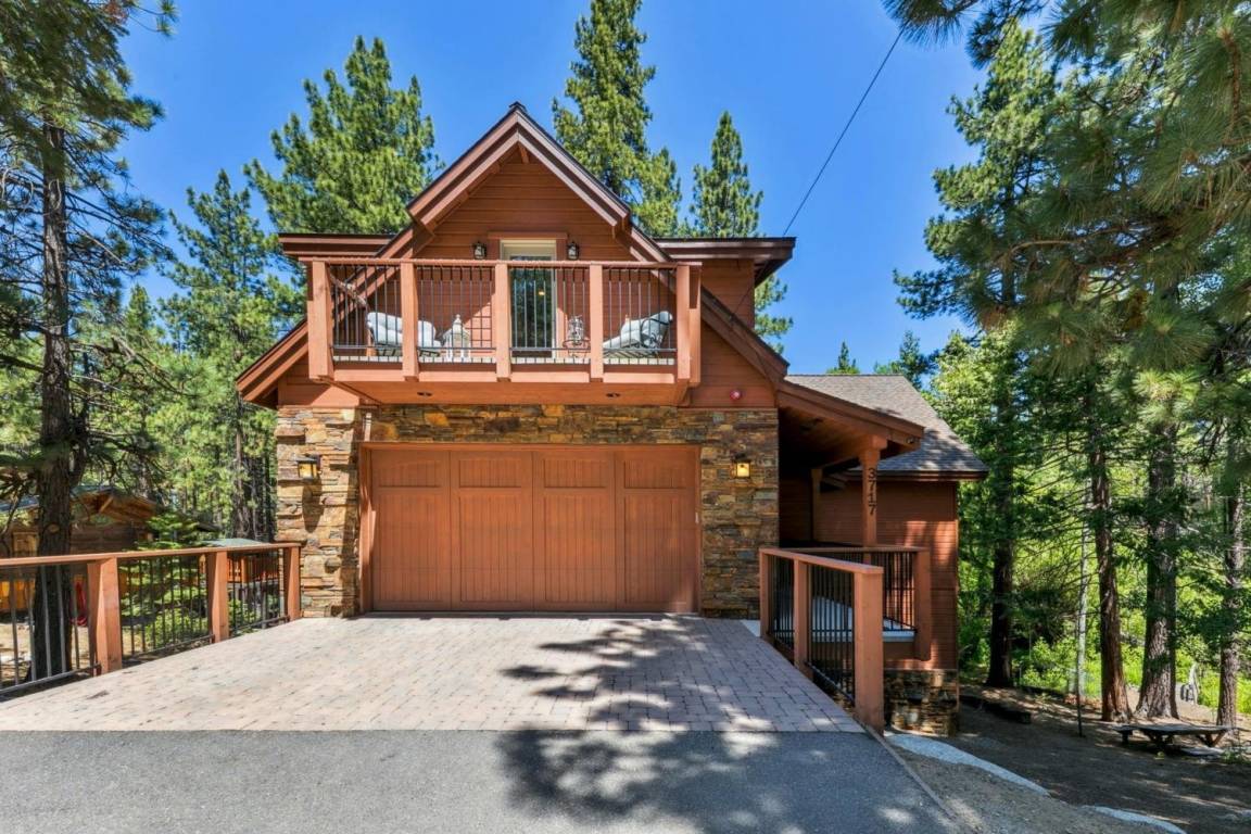 557 M² House ∙ 7 Bedrooms ∙ 14 Guests - South Lake Tahoe, CA