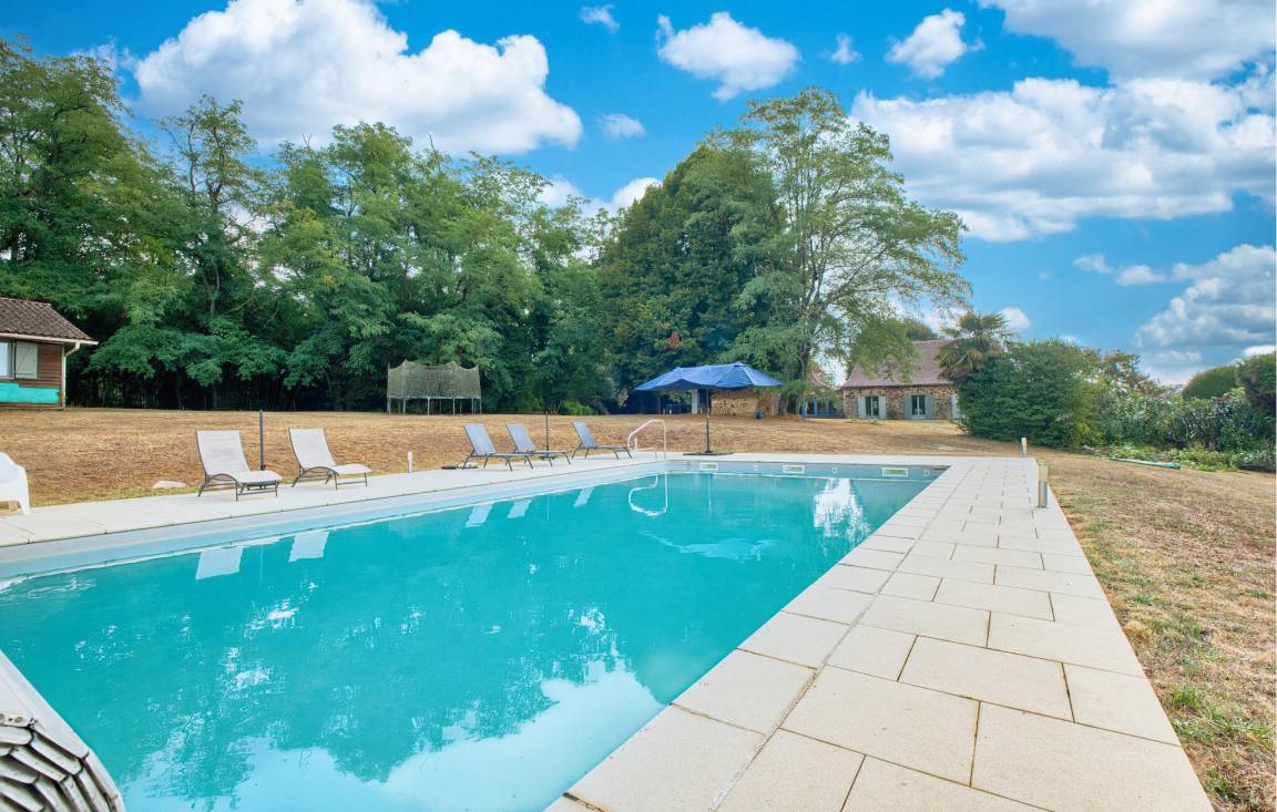 220 M² Huis ∙ 3 Slaapkamers ∙ 6 Gasten - Le Bugue