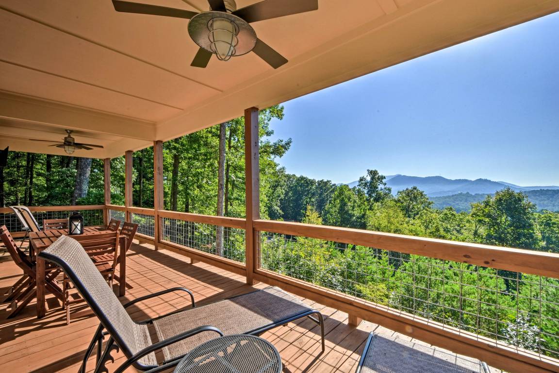 157 M² House ∙ 3 Bedrooms ∙ 9 Guests - Chatuge Lake